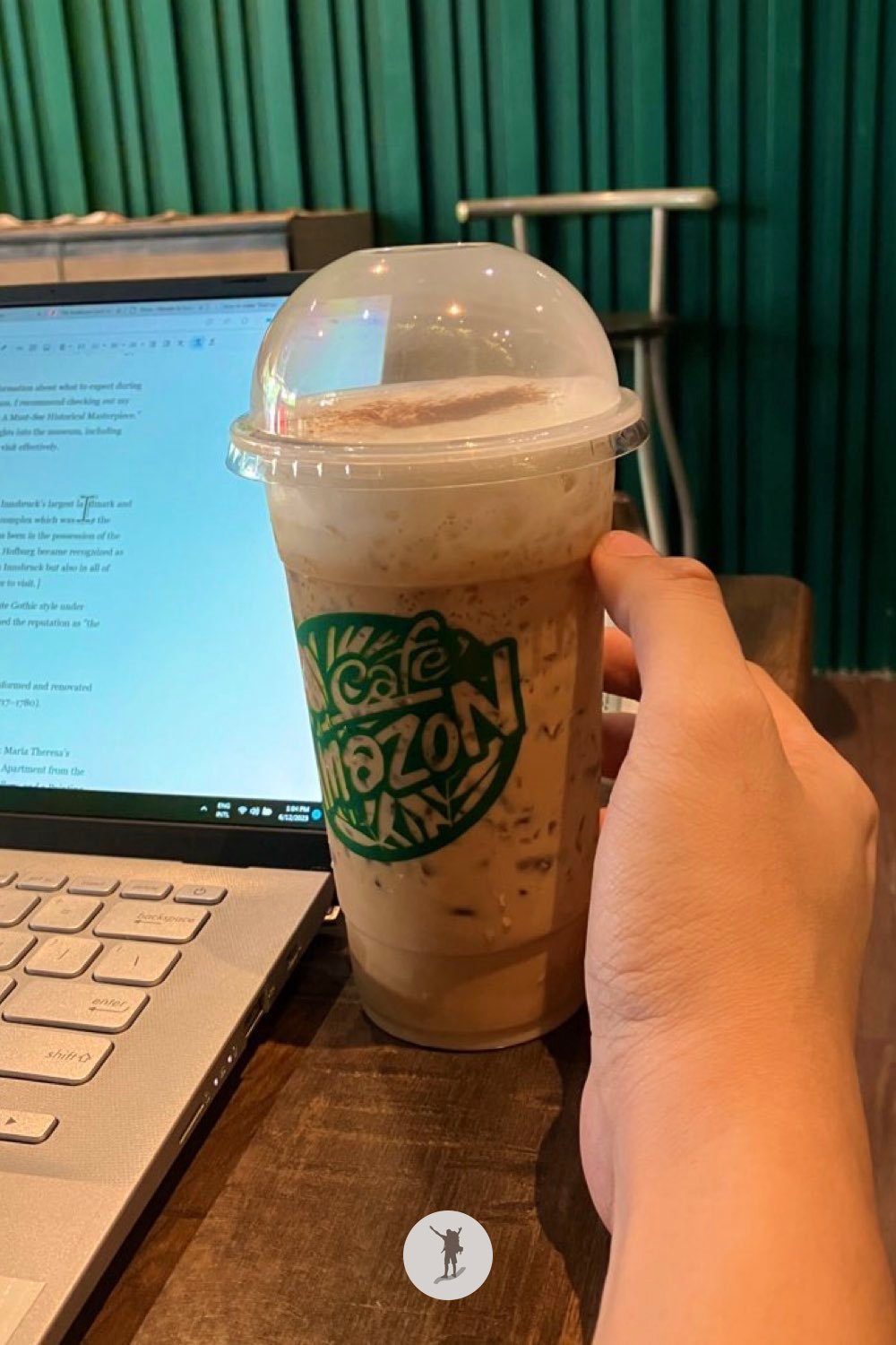 Remote Work at Cafés: Woes & Fixes for Online Entrepreneurs